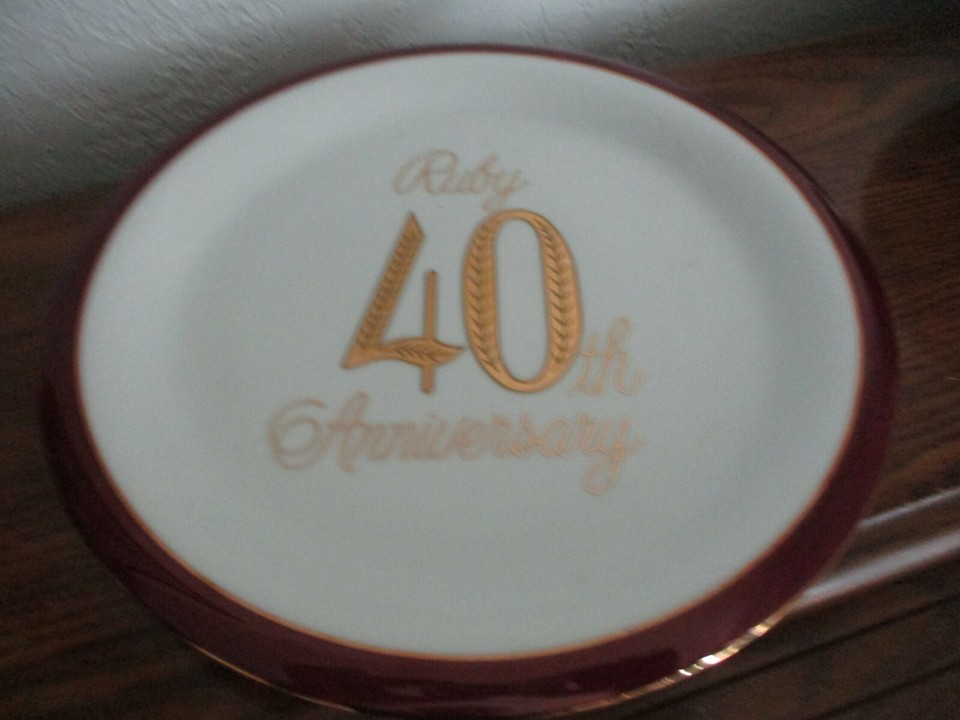 40th Anniversary Plate with wide Ruby Boarder and Gold Lettering Free ...