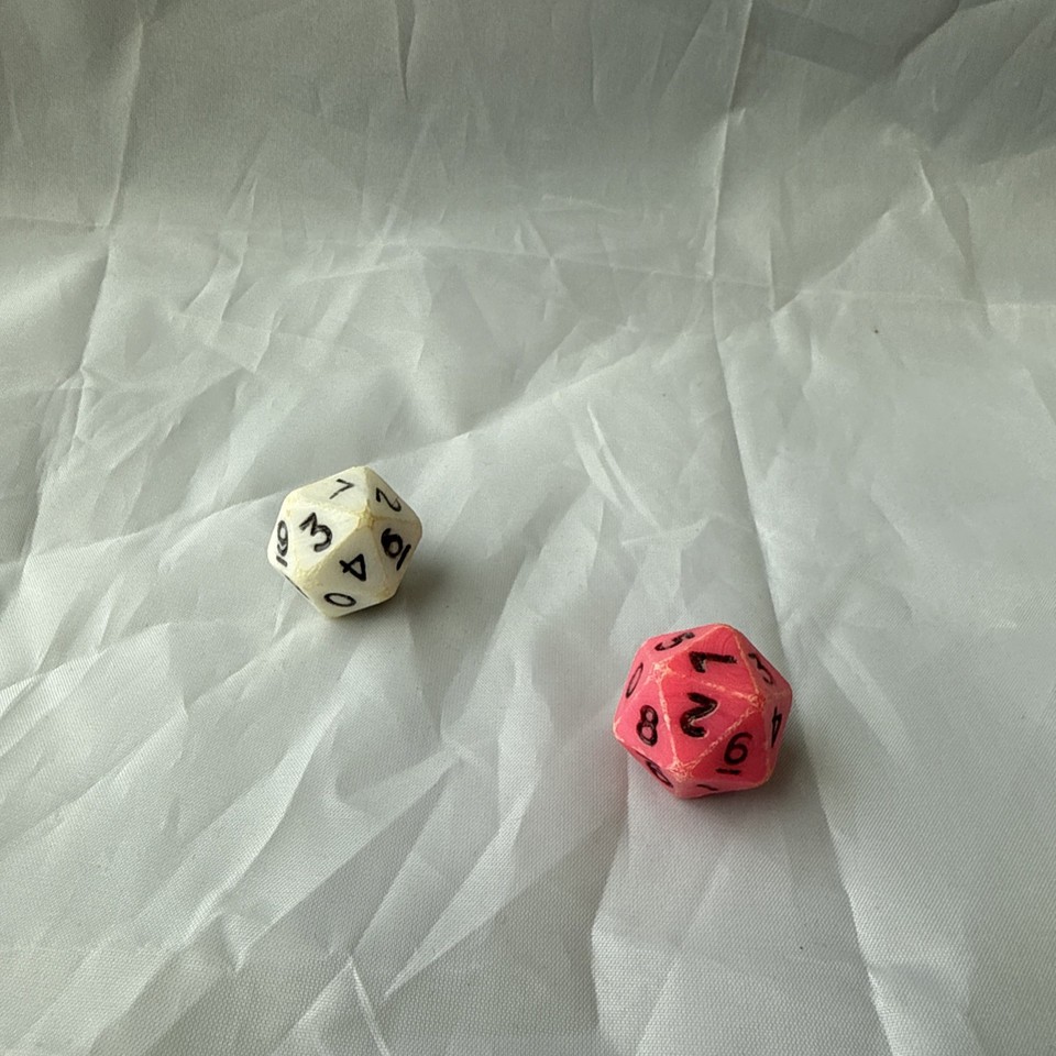 Holmes Dice TSR d20 Polyhedral 2pc Die Set D&D Top Secret Boot Hill ...