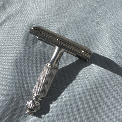 Vintage Gillette Zip Kit Mini Razor in Zippered Pack | eBay