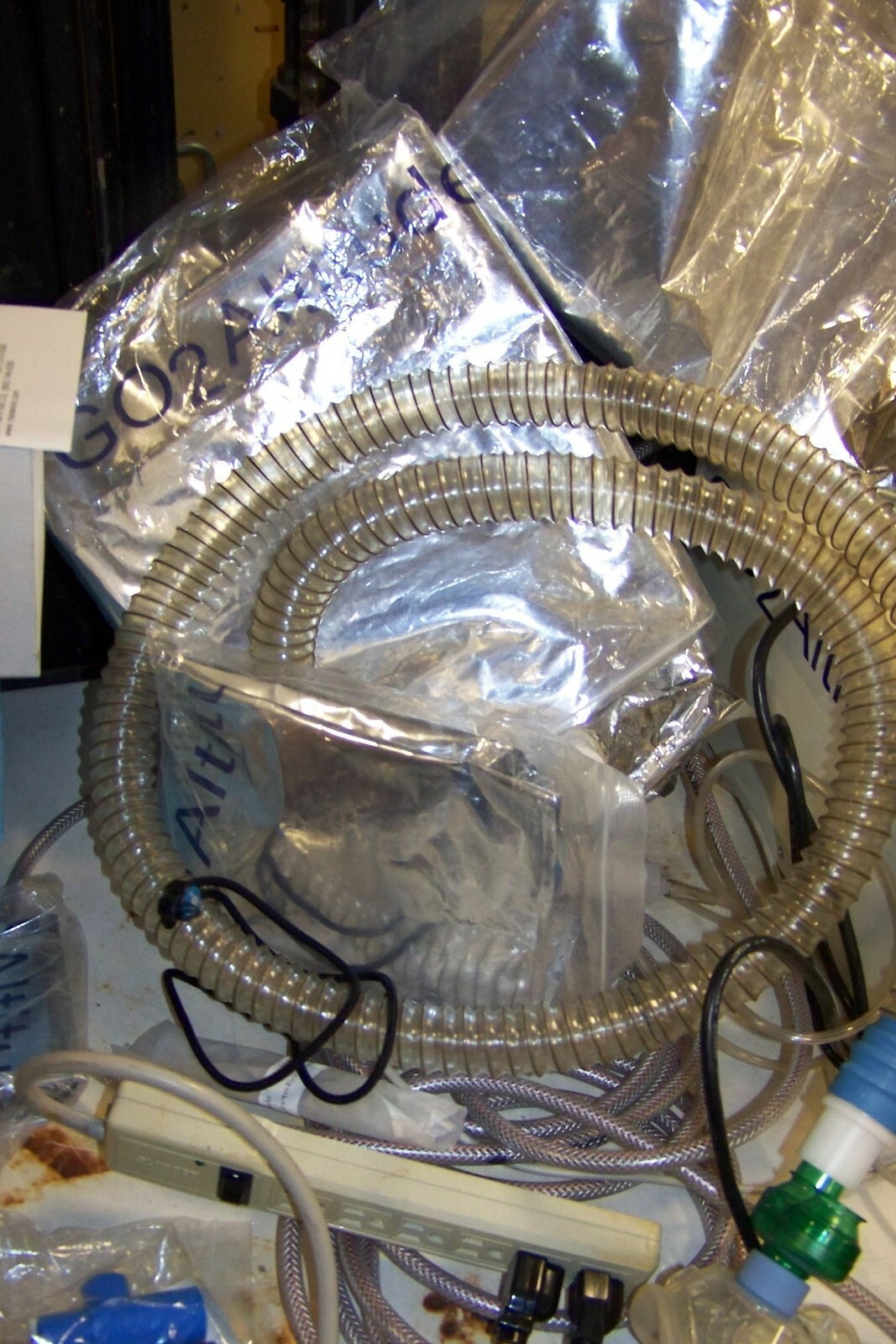 GO2 Altitude 304 Hypoxicator 304 + ERA1 Compressor + Accessories Runs ...