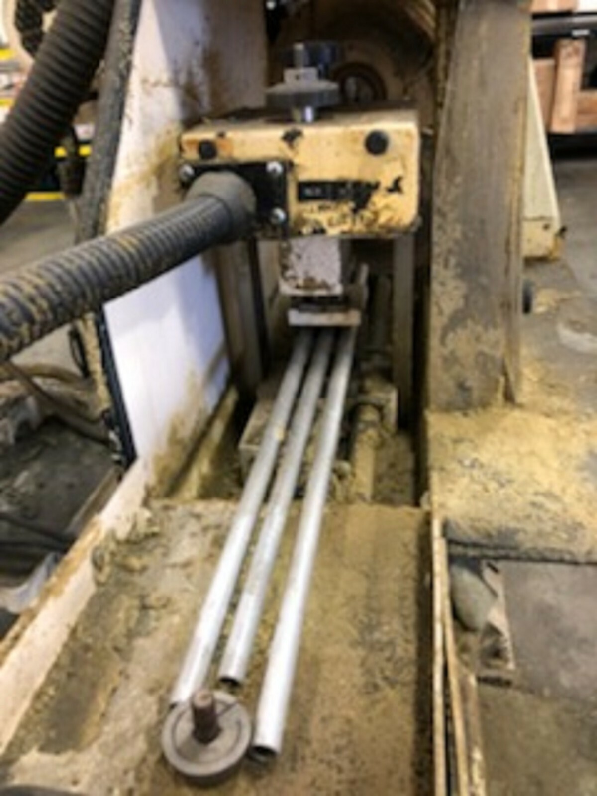 EVERITE MACHINE PRODUCTS ELECTOR CHEMICAL CUTTER TUBE CUT-OFF MACHINE ...