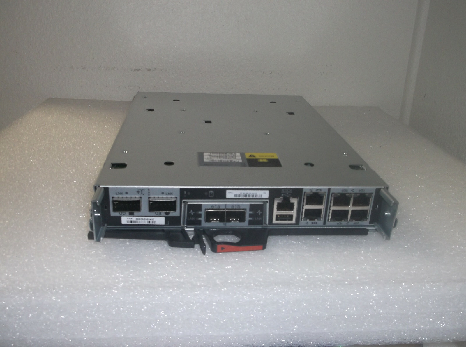 NetApp FAS2240 X3245A-R6 111-00846 111-00811 Mezzanine Card 2-port ...