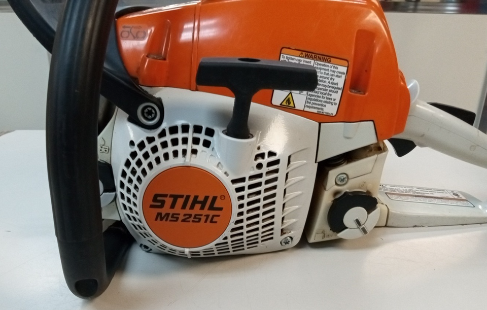 Stihl Ms251c Stihl Power head runs great! See pictures chainsaw motor ...