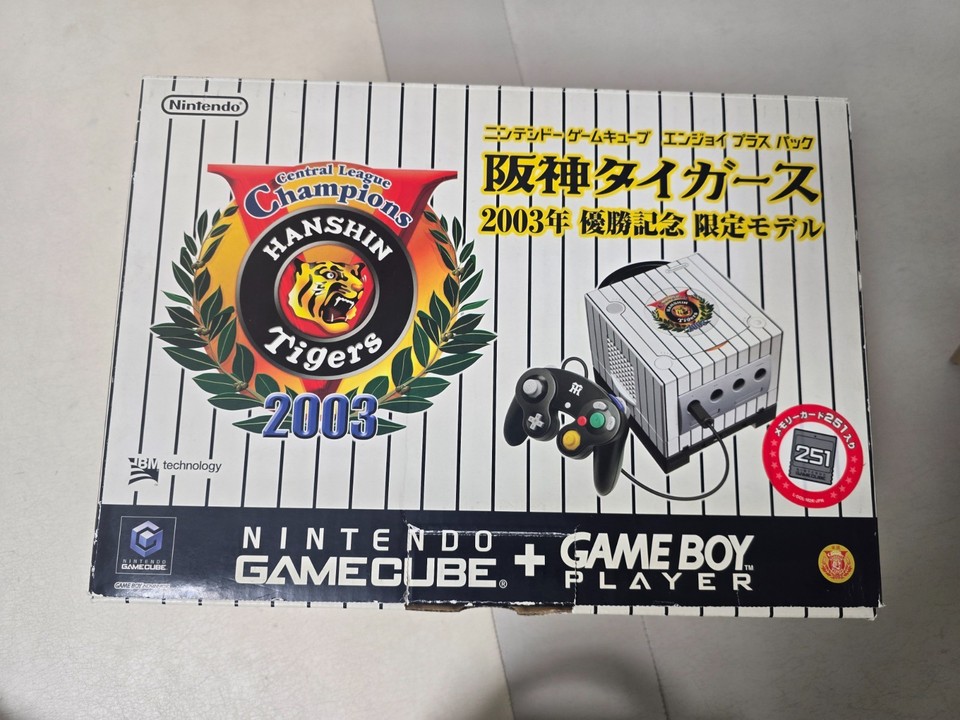 Nintendo gamecube Hanshin Tigers limited champions 2003 Limited console ...