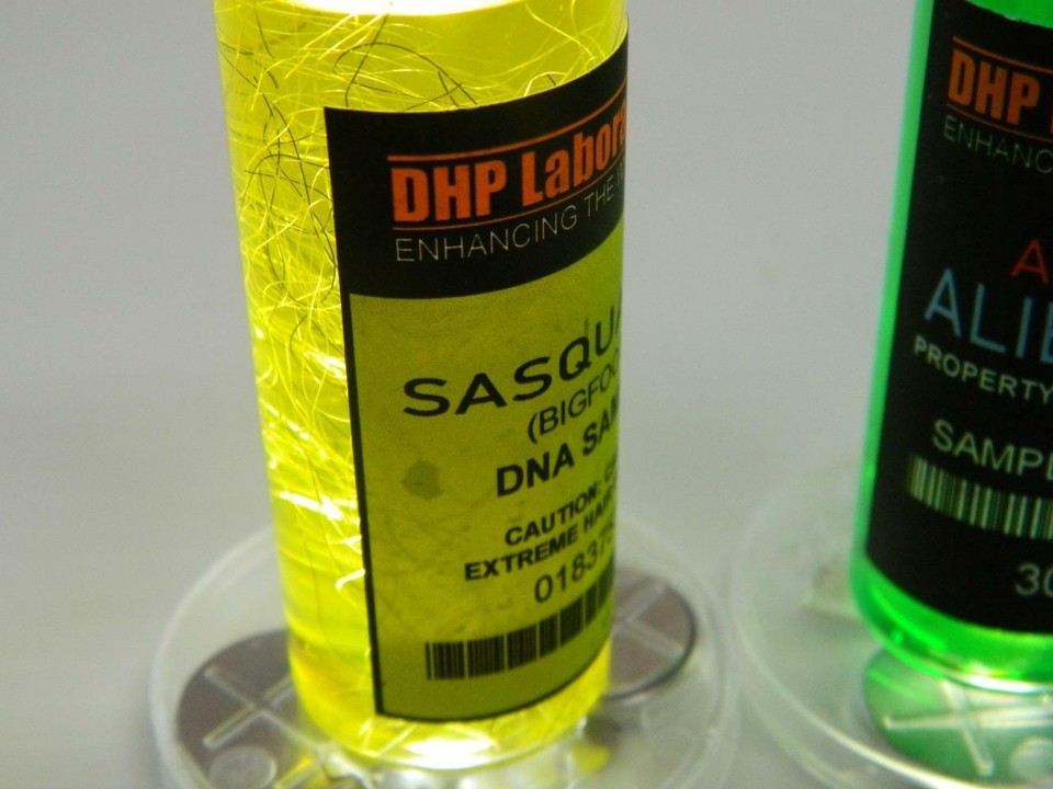 Sasquatch, Area 51 Alien DNA Combo Halloween Prop Cosplay Real Medical ...
