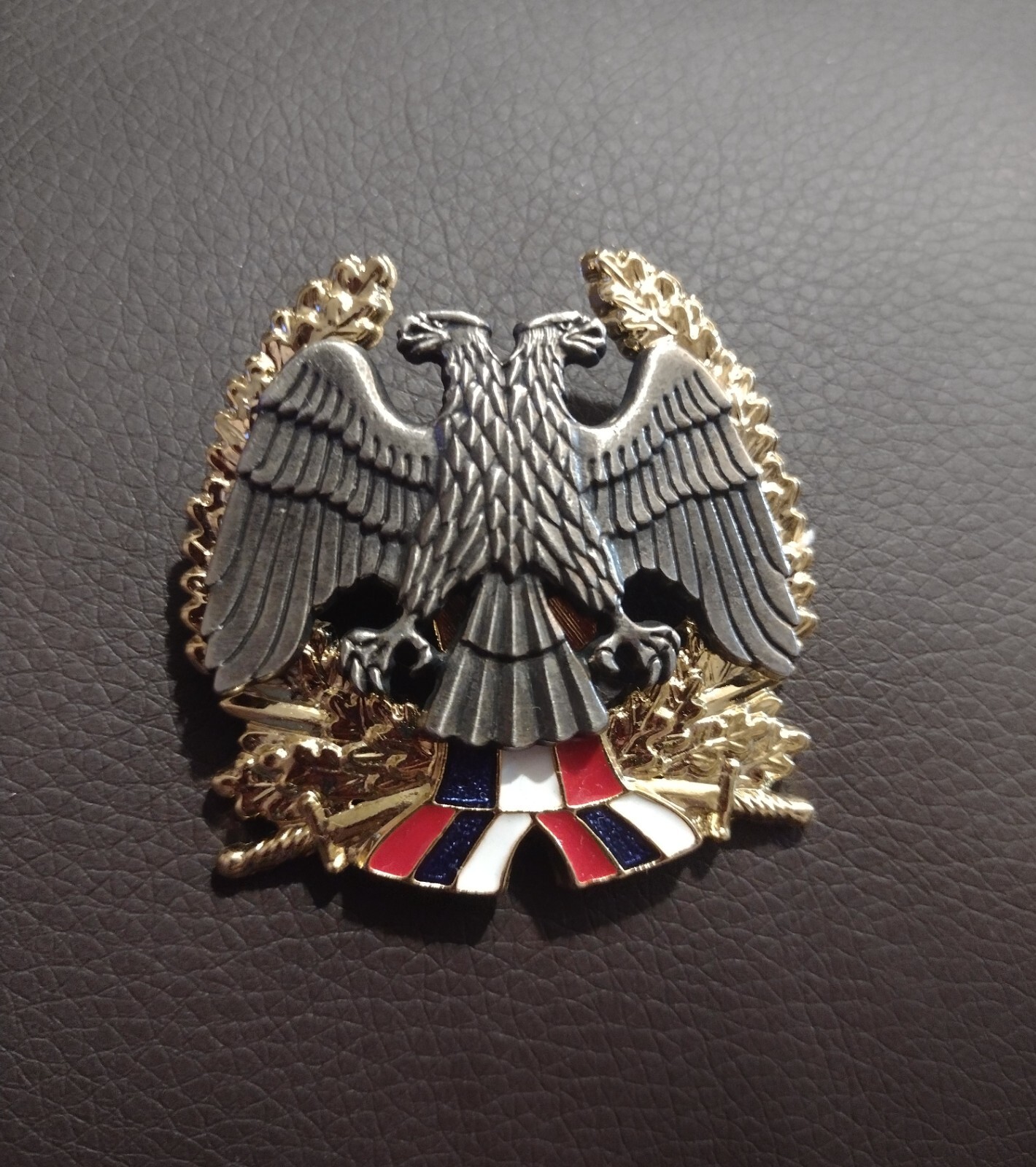 Big insignia for general of Yugoslav army peac cap | eBay