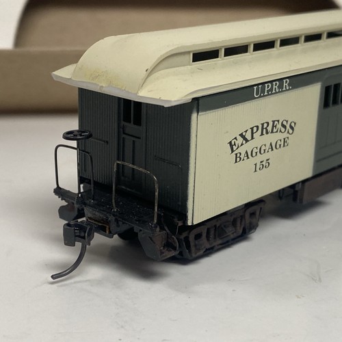 HO ROUNDHOUSE UNION PACIFIC OVERTON BAGGAGE EXPRESS POST OFFICE 34’ | eBay