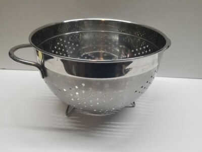 Large 5.5 qt Stainless Steel Deep and Wide Colander and Strainer heavy ...