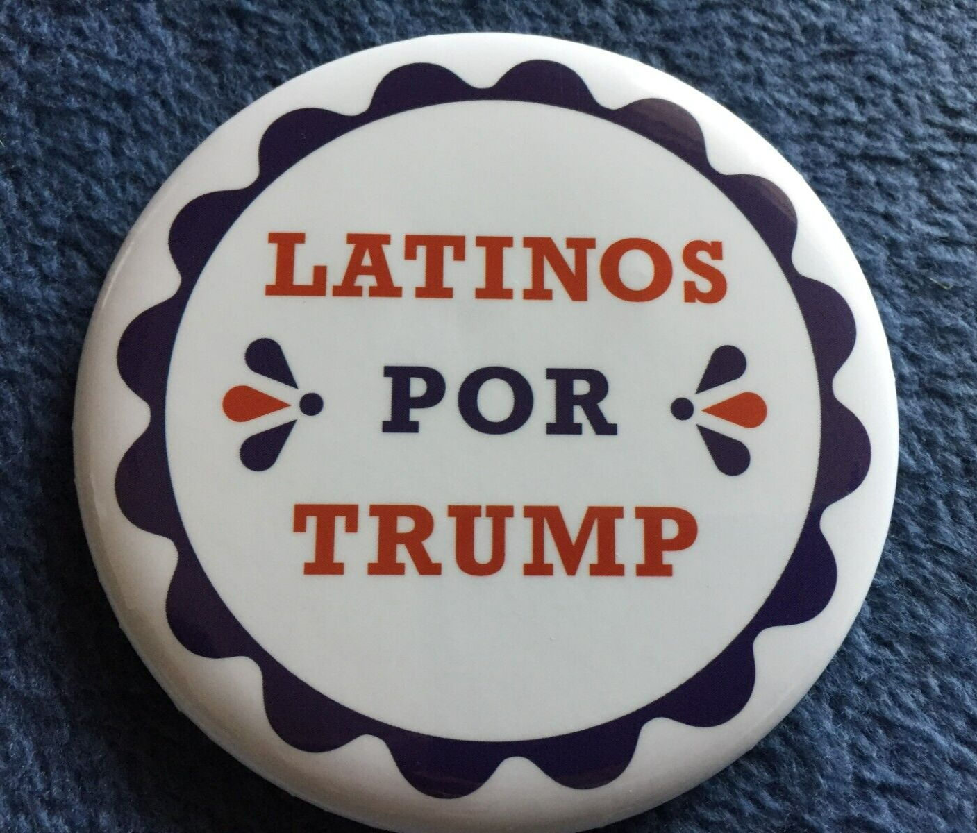 2016 DONALD TRUMP "OFFICIAL" LATINOS FOR TRUMP "AUTHENTIC" 3" PIN BACK ...