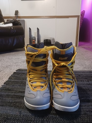 Size 10.5 Brand new mens liquid snowboard boots | eBay