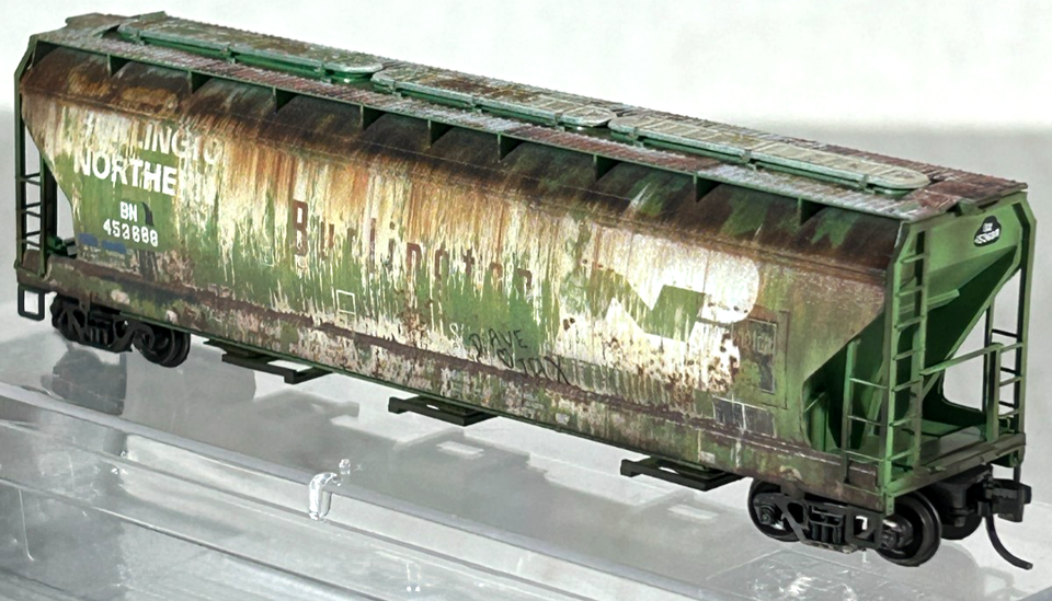 MICRO-TRAINS N SCALE 3-BAY COVERED HOPPER BURLINGTON NORTHERN/ex-CB&Q ...