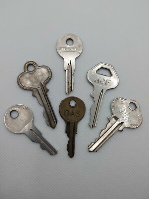 6 Vintage Keys Strattec, Dominion Lock, Pollak Boston, Ace, Gas key | eBay