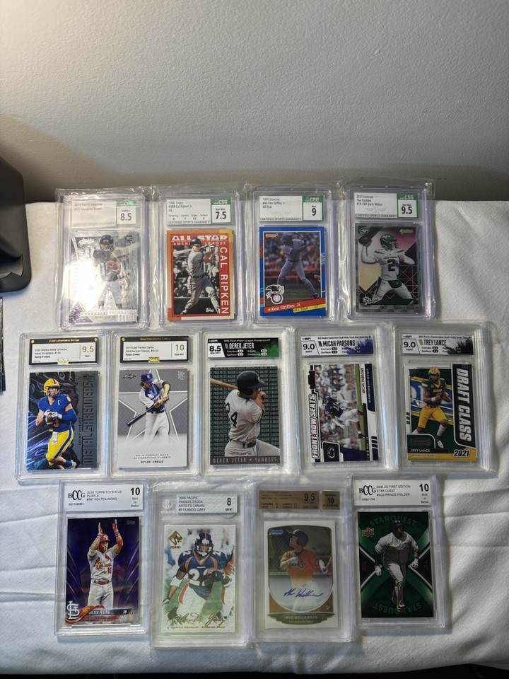 Lot Of 35 Graded Cards! LeBron James, Ken Griffey Jr., Bo Jackson ...