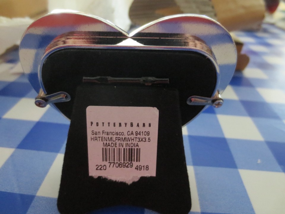 pottery barn SMALL WHITE ENAMELED HEART PICTURE FRAME NIP SHOW SOME ...