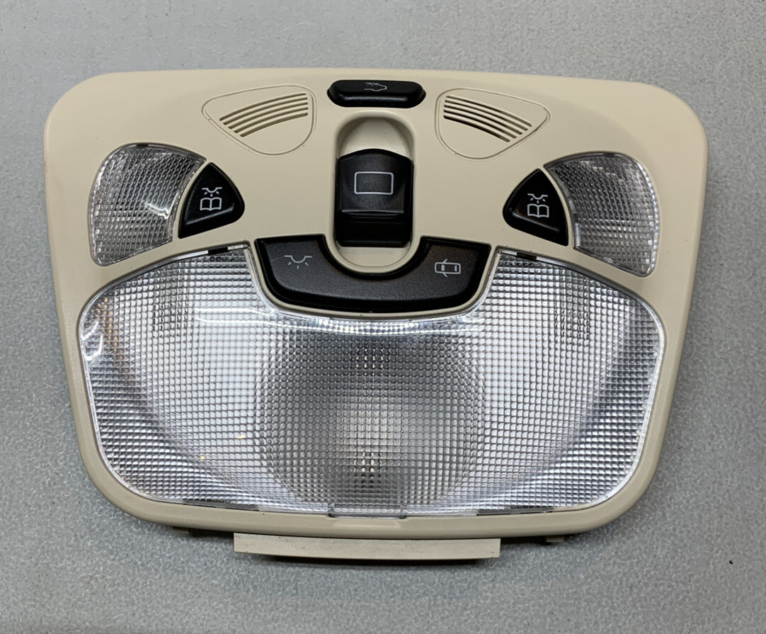 Mercedes-Benz Interior Dome Light Overhead Console Lamp 2038203601 8J12 ...