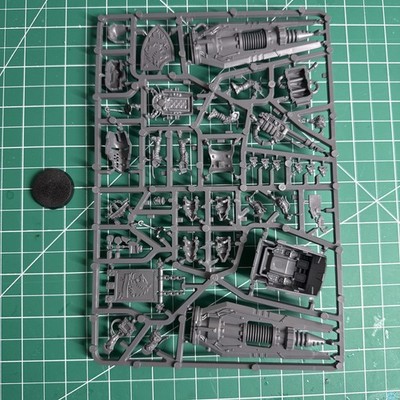 40k Imperial Knights Questoris Canis Rex Upgrade Sprue in hand | eBay