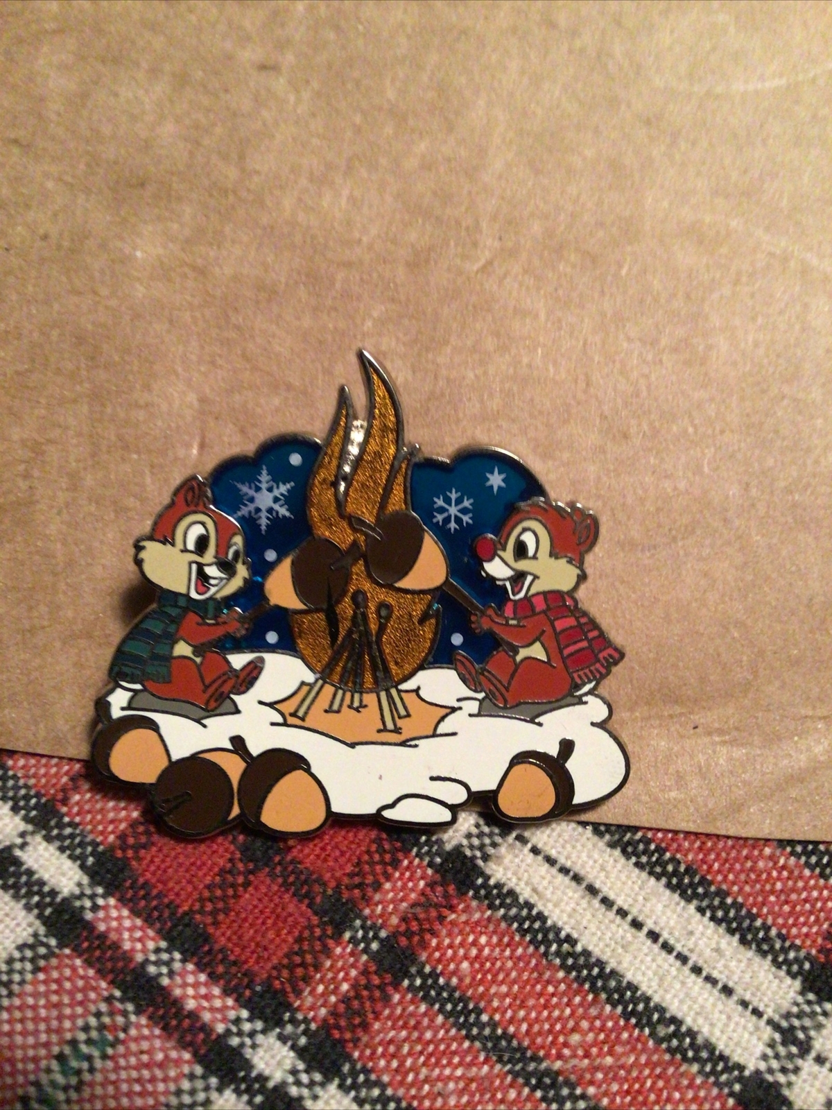 WINTER CHIP AND DALE ROASTING ACORNS DISNEY PARKS PIN | eBay