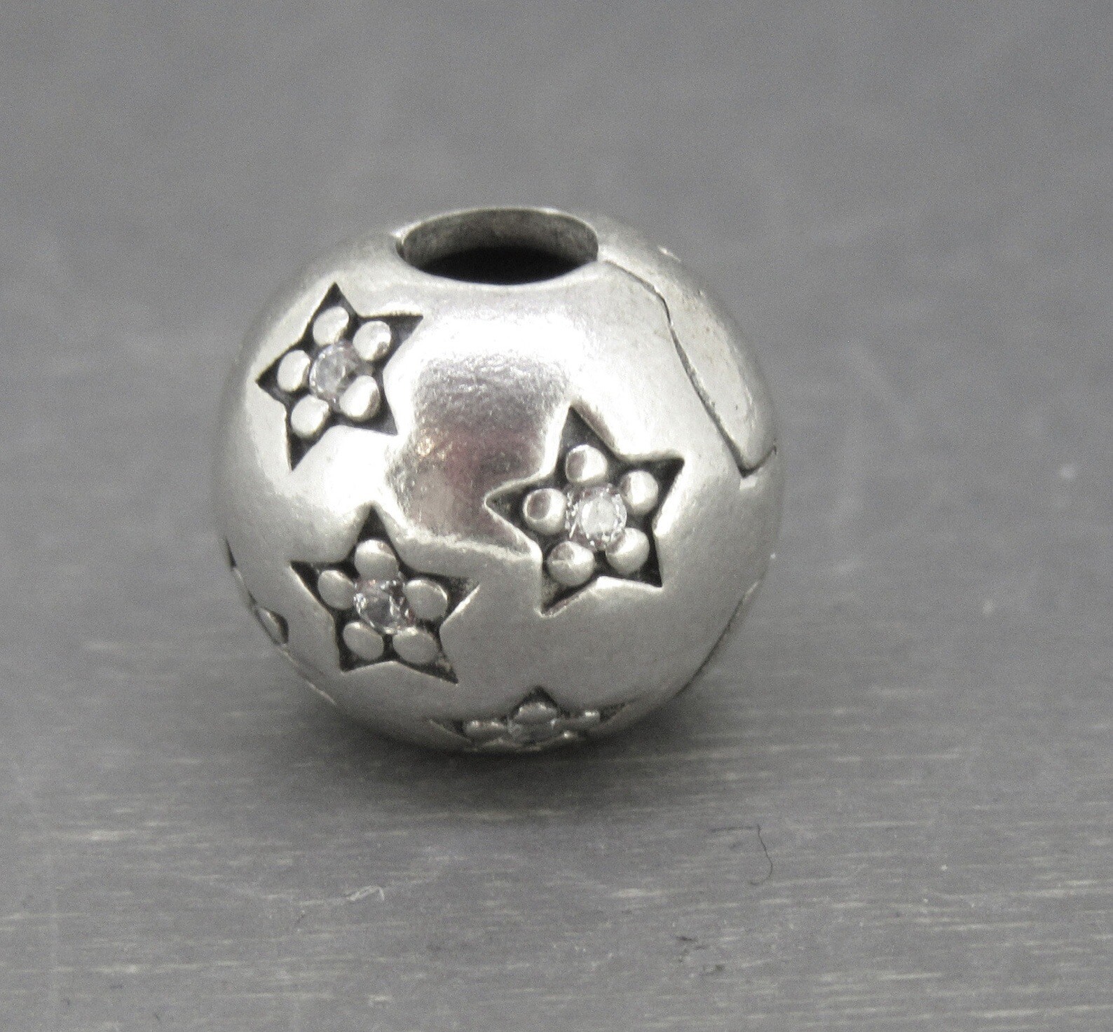 Authentic PANDORA TWINKLE TWINKLE STAR Clip Charm ALE… - Gem