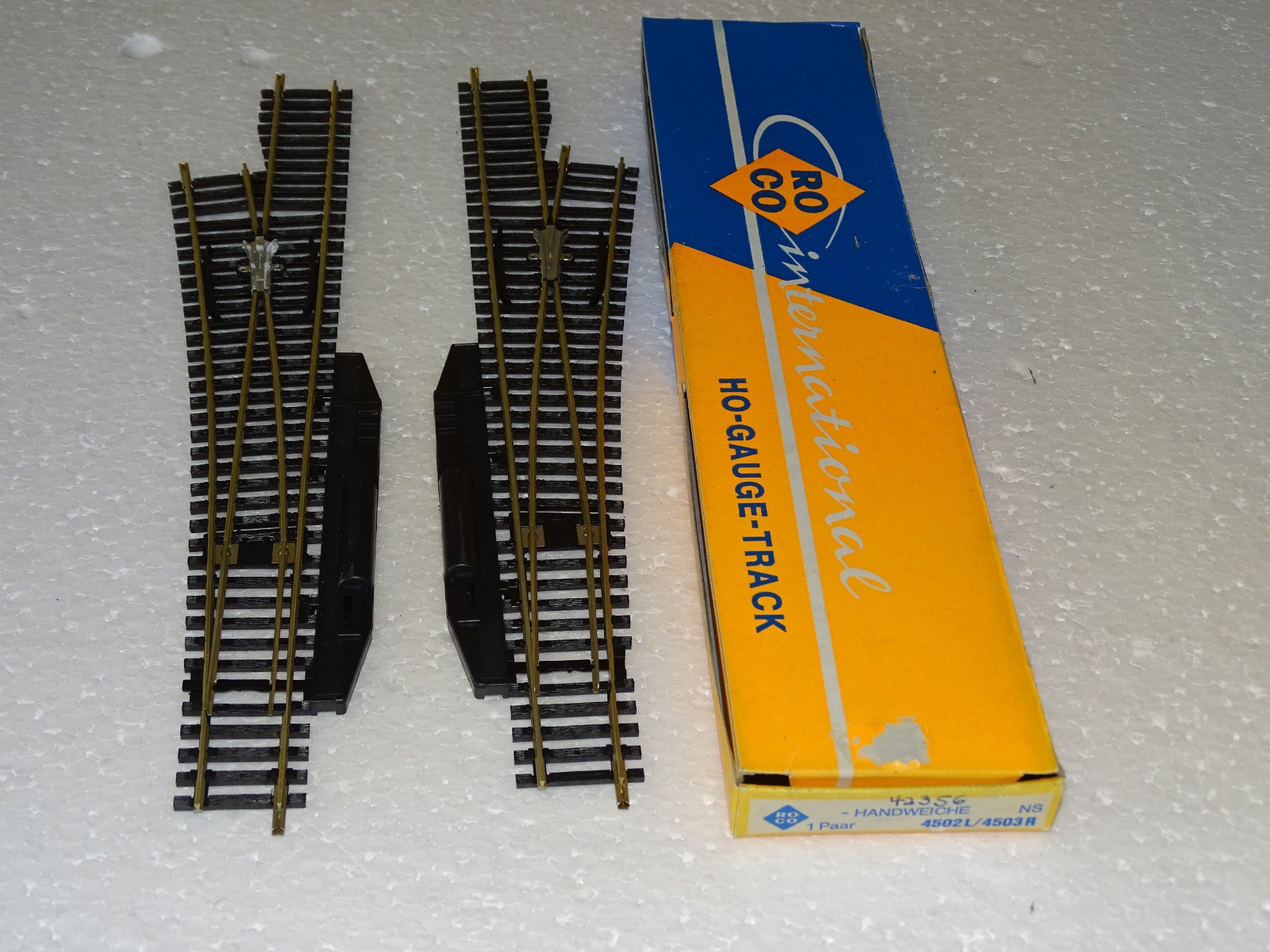 ROCO ( 4502 L 4503 R ) 2 AIGUILLAGES MANUEL GAUCHE/DROITE RAILS ...