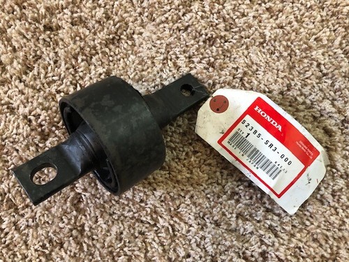 NEW OEM Honda Civic Del Sol CRV Integra Rear Trailing Arm Bushing 52385 ...