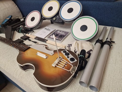 The Beatles : Rock Band BUNDLE pour PS3/PS4/PS5 Kit batterie + guitare ...