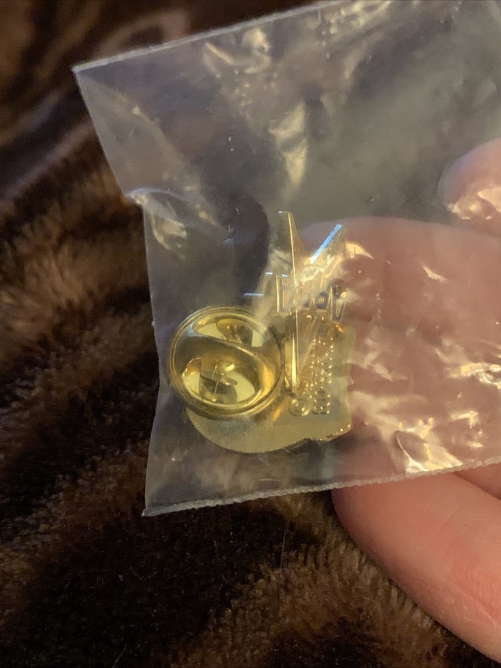 Vintage APFA Retired And Senior Gold Tone Enamel Lapel Pin (GW11) | eBay