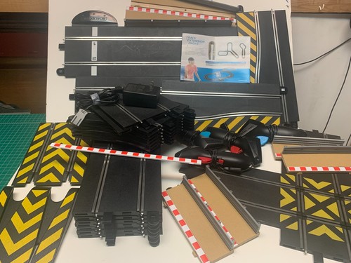 SCALEXTRIC/Hornby 1/32 Track System, Transformer, 4 controllers, extras ...