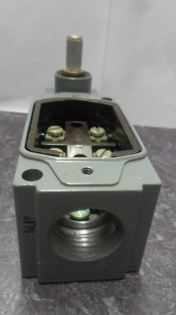 Genuine Allen-Bradley Bulletin 802t 802t-a Ser D Oiltight Limit Switch ...