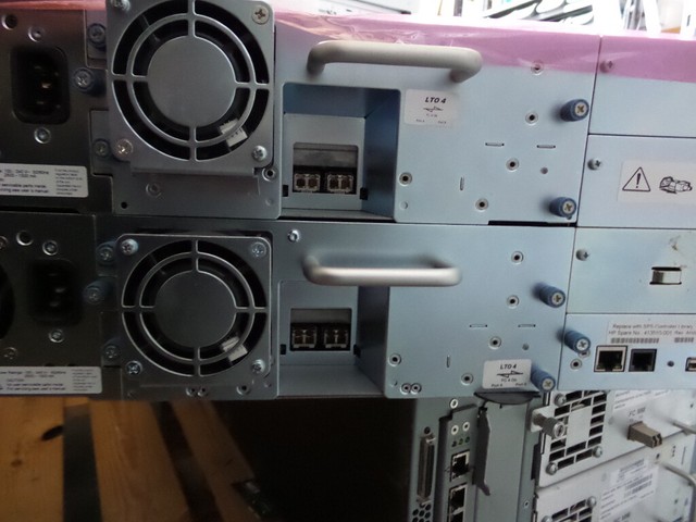 HP StorageWorks MSL4048 2 X Lto4 413509-002 FC Tape Library for sale ...