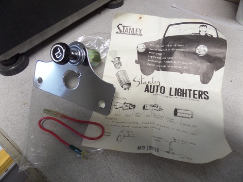 Vintage NOS Stanley Motor Vehicle Automobile Car Dash 12V Cigarette ...