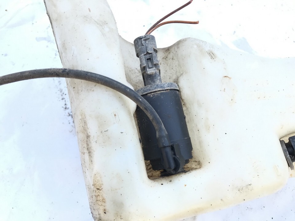 Windshield Windscreen Washer Pump for Renault Laguna UK1123937-03 | eBay UK