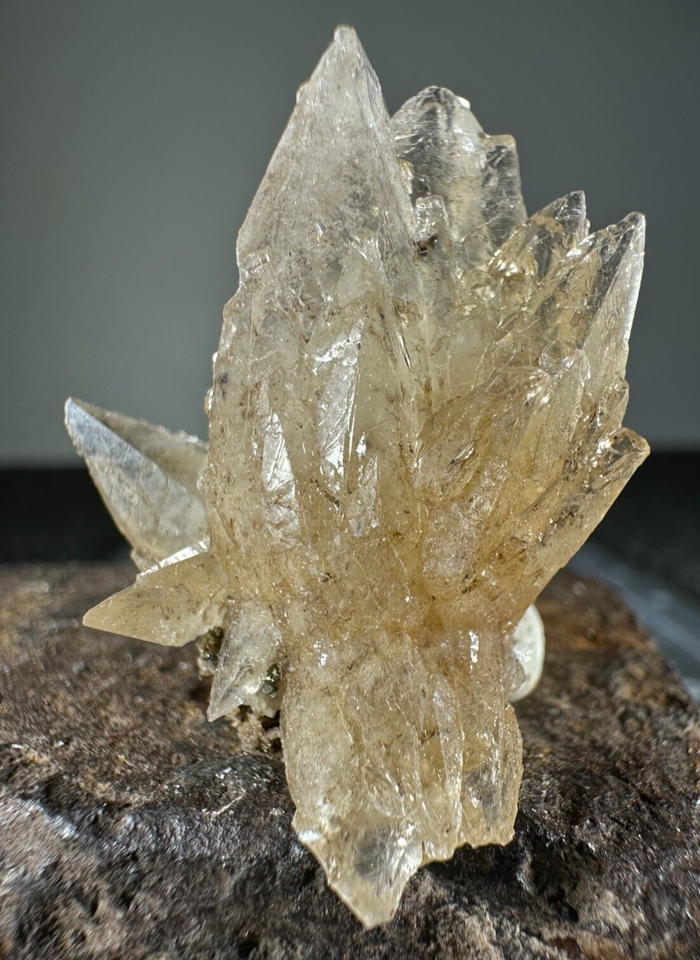 1-1/2" DOGTOOTH CALCITE CLUSTER Pleasant Ridge Rensselaer Indiana VIDEO ...