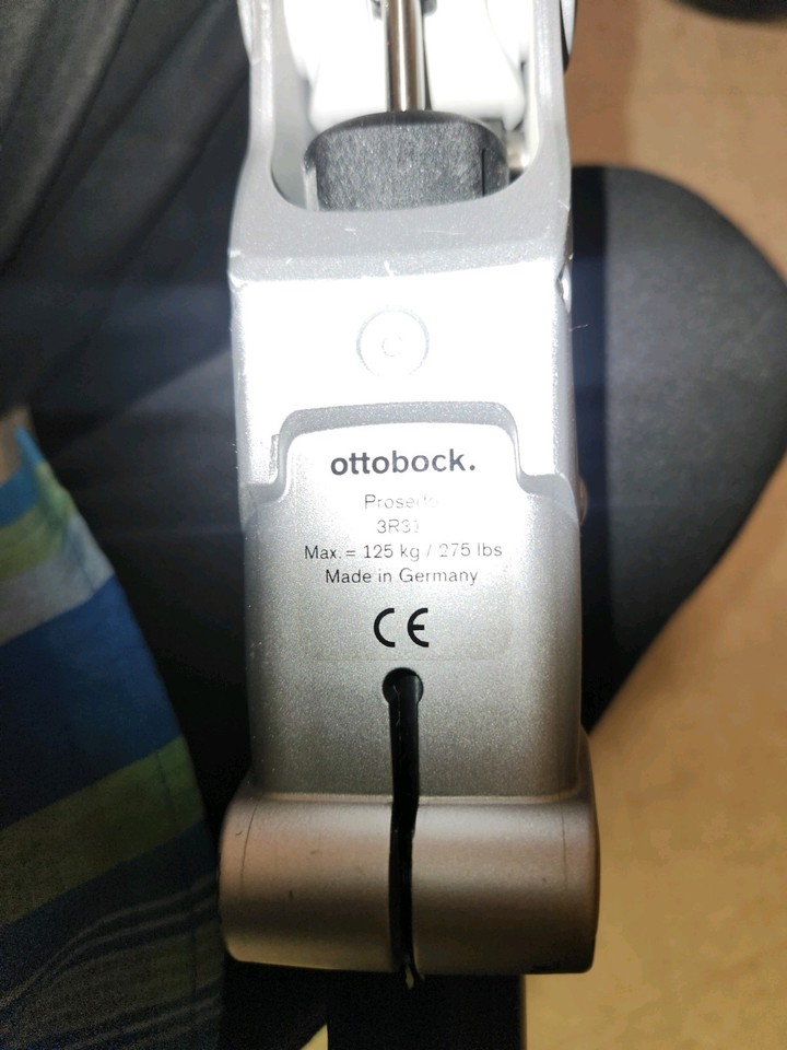 Otto Bock 3r93 Prosthetic Knee With Pylon Excellent. | eBay