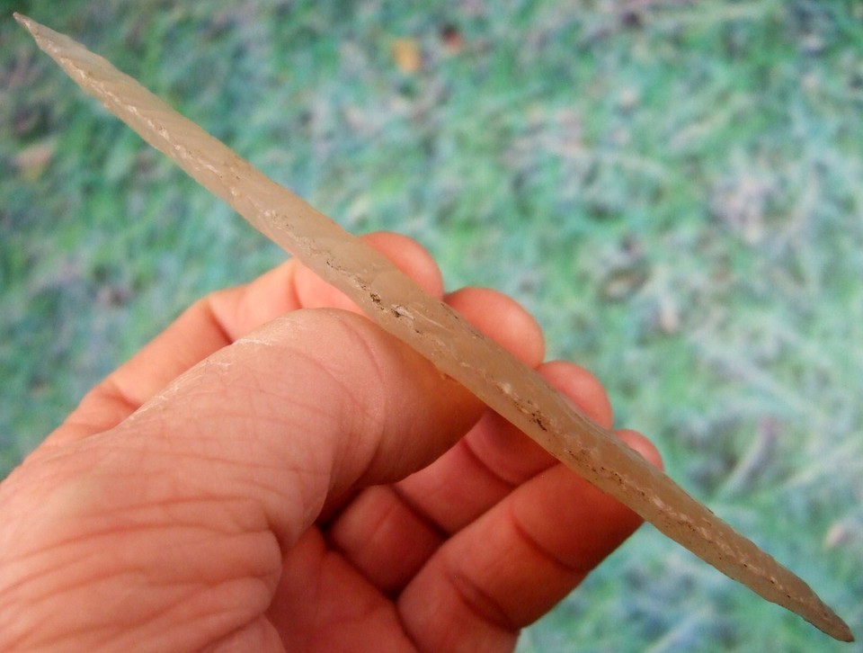 Super Fine 5 11/16 inch Semi-Trans Colorado Agate Basin Point wt COA ...