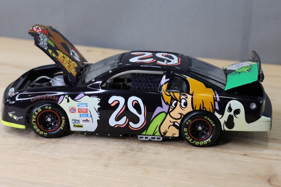 Robert Pressley ELITE #29 Scooby Doo 1997 Monte Carlo 663 of 1200 RCCA ...