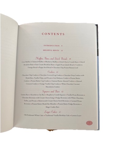 Magnolia Bakery Cookbook : Magnolia Bakery Cookbook by Jennifer Appel ...