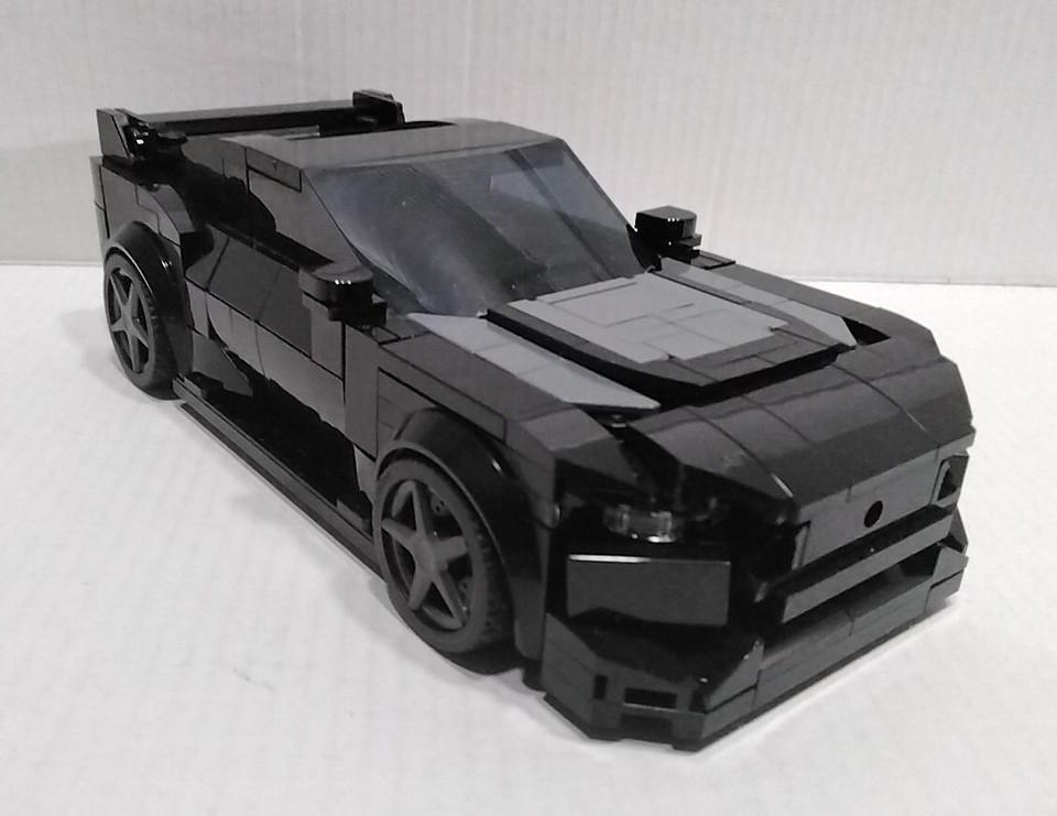 LEGO 76920 Speed Champions Ford Mustang Dark Horse & Custom Black Ford ...