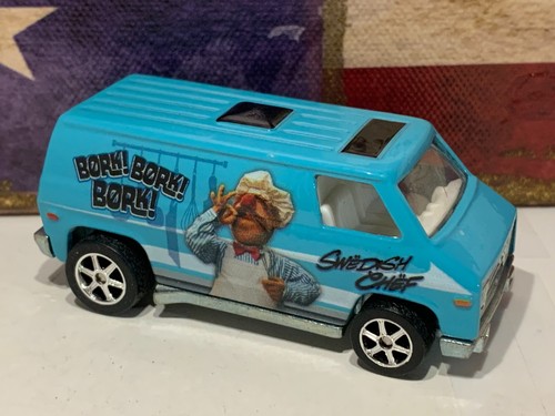 HOT WHEELS SUPER VAN. 2013 THE MUPPET SHOW,SWEDISH CHEF, BLUE, REAL ...