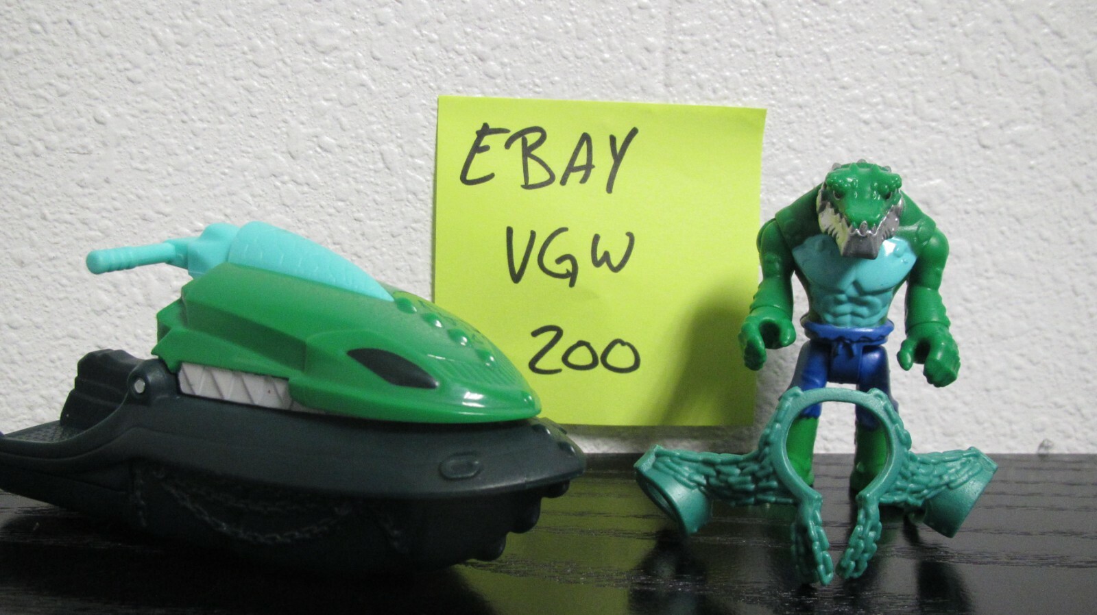 Imaginext DC Super Friends Killer Croc W/ Jet Ski & Chains ( VGW200 ...