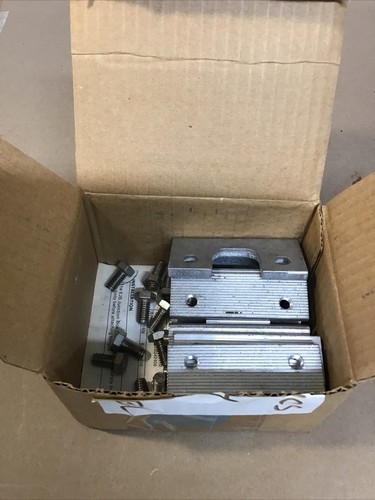 Eaton Crosse-Hinds EJBK1T2 Hinge Installation Kit | eBay