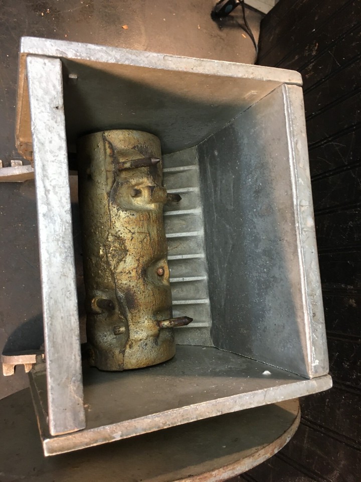 Antique Cast Iron Hand Crank Ice Crusher with Wood Handle Champion No ...