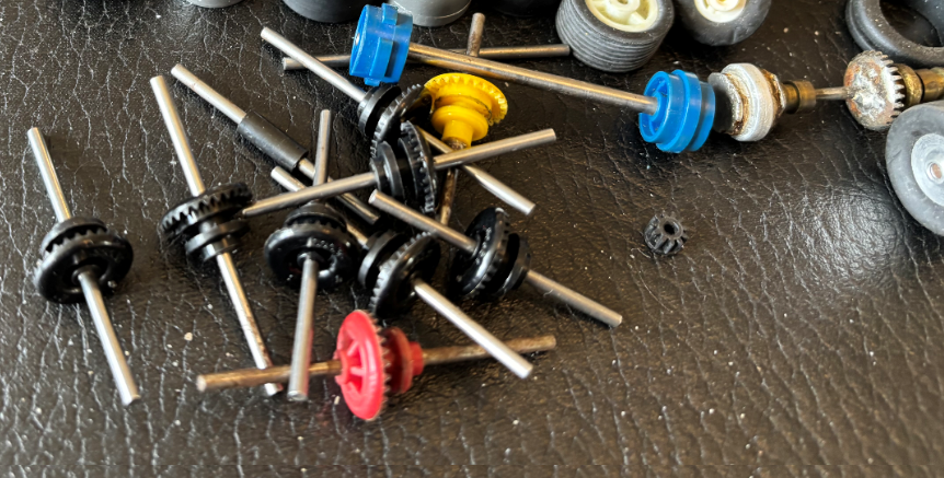 Lot of Scalextric Wheels and Axles and Tyres. Job lot | eBay UK