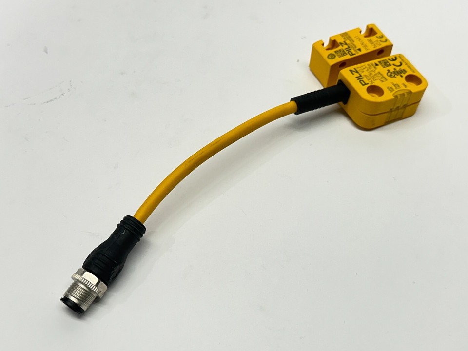 Pilz PSEN CS3.1 M12/8-0.15M Safety Switch 541059 w/ PSEN CS3.1 Actuator ...