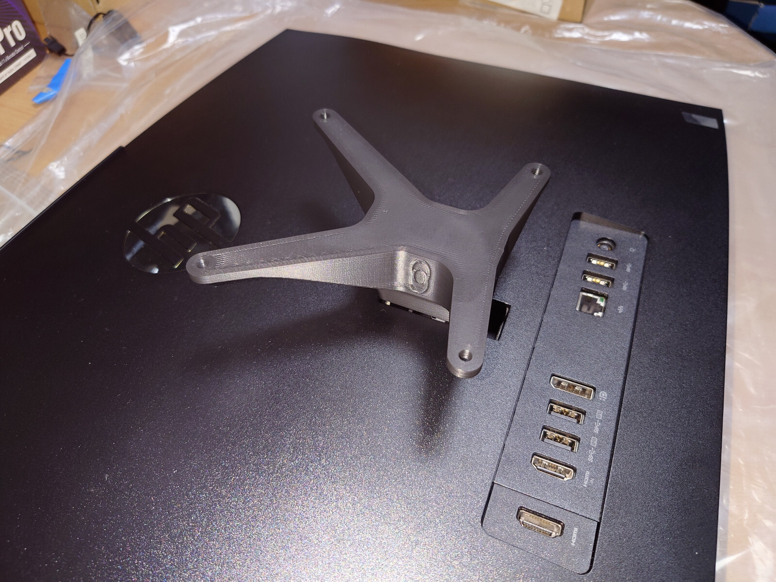 3D printed 100x100mm mount for HP ProOne 440 G9 All in One PC similar ...