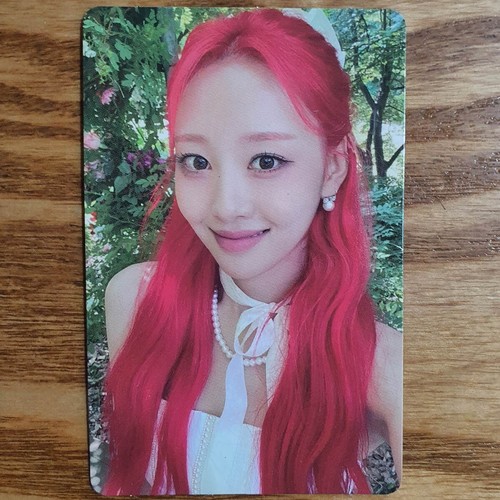 Yves Official Photocard Loona Summer Special Mini Album Flip That ...