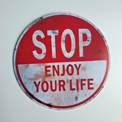 Roads Signs Authentic Metal Novelty Traffic Road Signs Rustic Effect ...