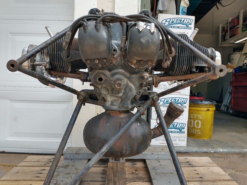 Continental 4 cylinder Aircraft Engine w/ Magnetos, Carburetor, and ...