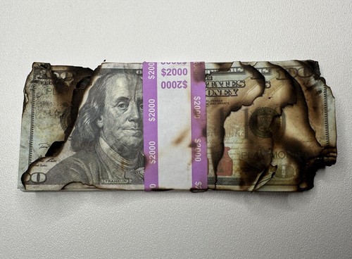 $2000 Banded Fire Damaged Play Money $100 x 20 Play Cash Prop Movie Art ...