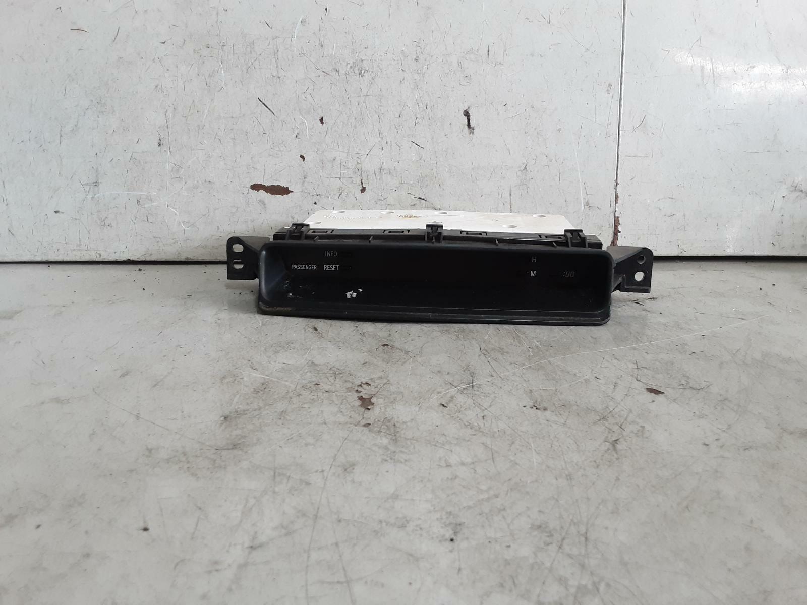 TOYOTA HILUX CLOCK DIGITAL DASH CLOCK, NON TEMPERATURE TYPE, 03/05-08/ ...