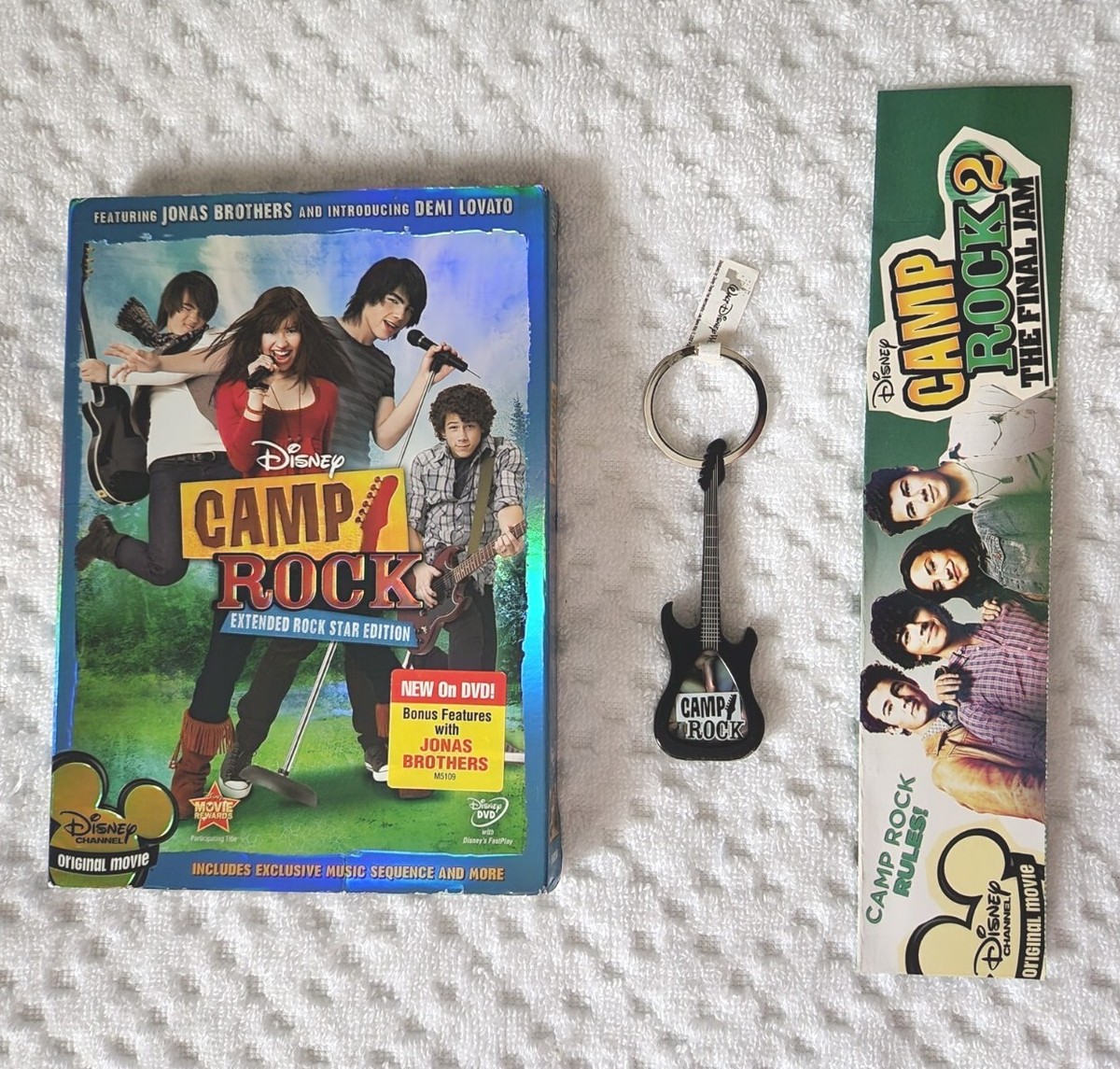 Camp Rock Keychain Generic 1 Pcs Alloy Small Carabiner Keychain Camp